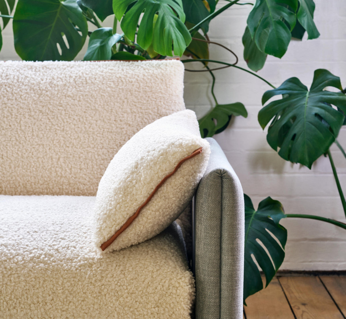 Side Cushions
